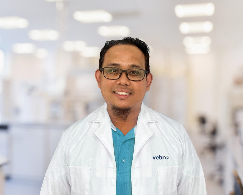 Azam Bakar furthers career at Vebro Polymers as Senior Lab Technician ...