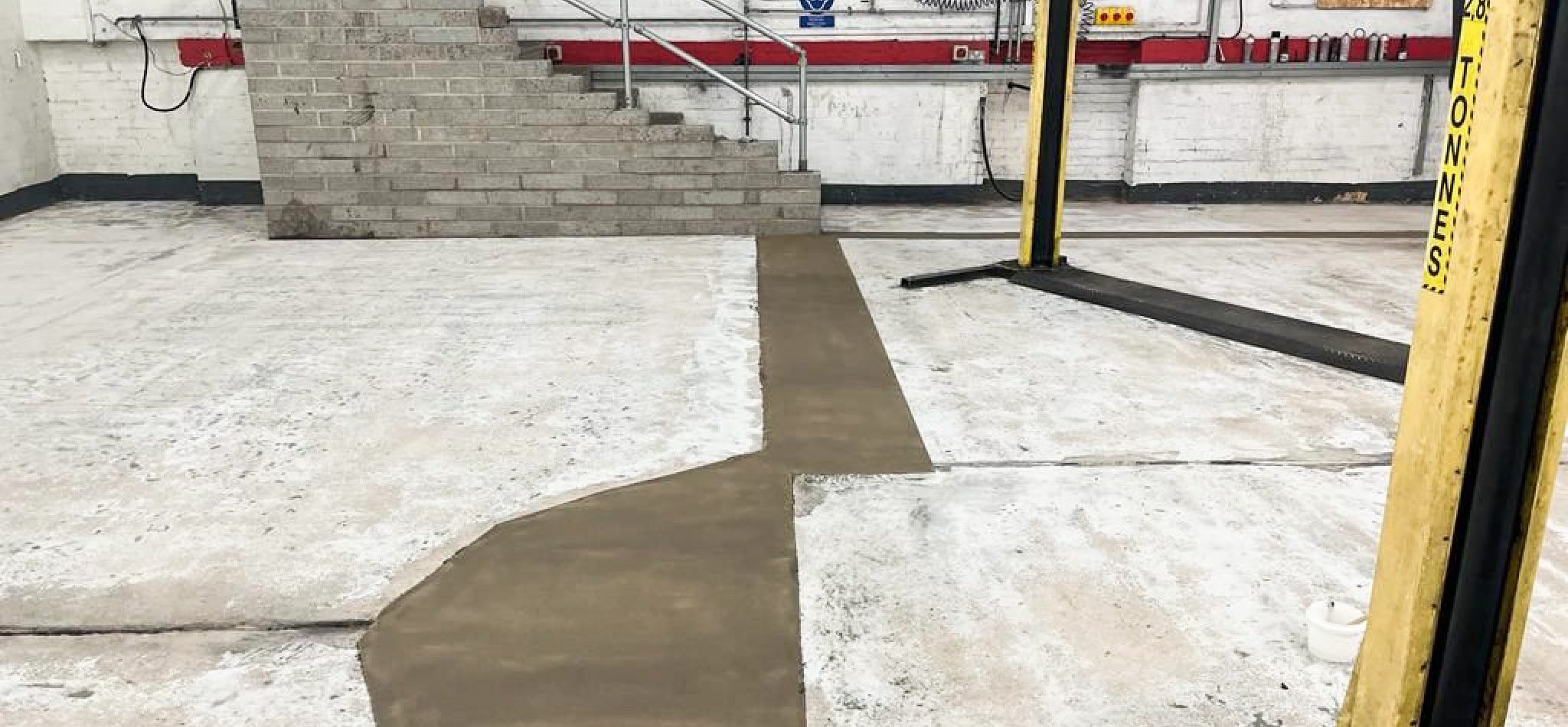 Hyundai Workshop, UK - Vebro Polymers