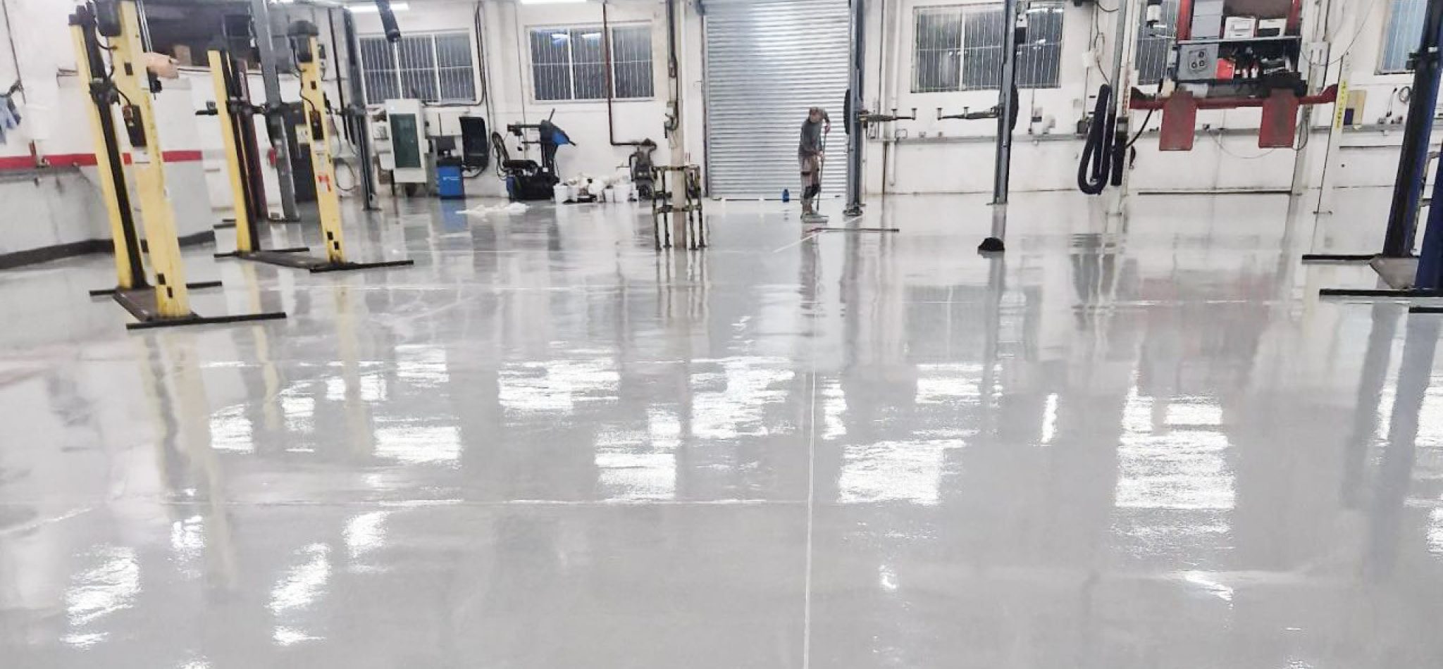 Hyundai Workshop, UK - Vebro Polymers